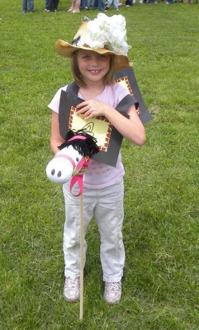 How to make a Kids Derby Hat - Hobbies on a Budget