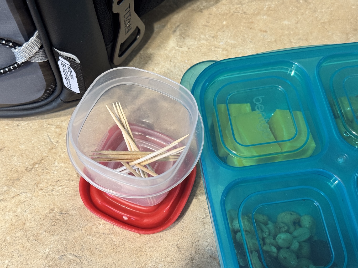 Spring Hike & Picnic: Pack Smart, Adventure More! - Hobbies on a Budget