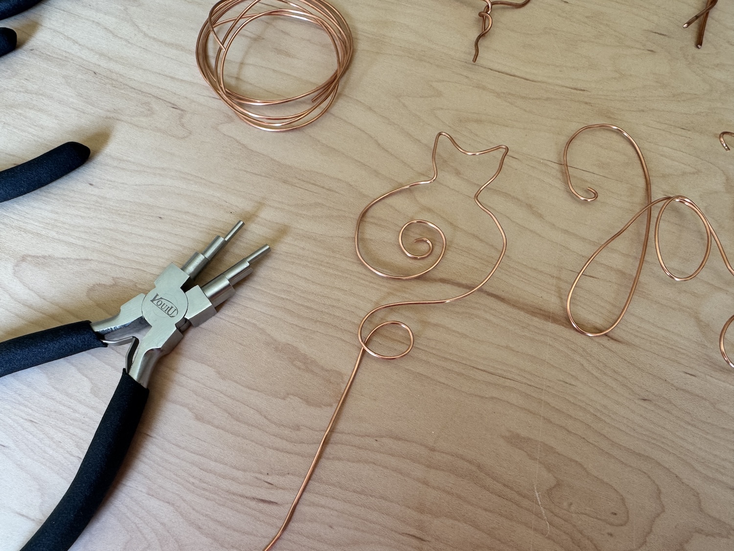 Twisting Copper into Art: Simple Wire Craft Ideas - Hobbies on a Budget